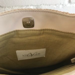 Liz Claiborne | Bags | Liz Claiborne Villager Tan Blue And Red Handbag ...